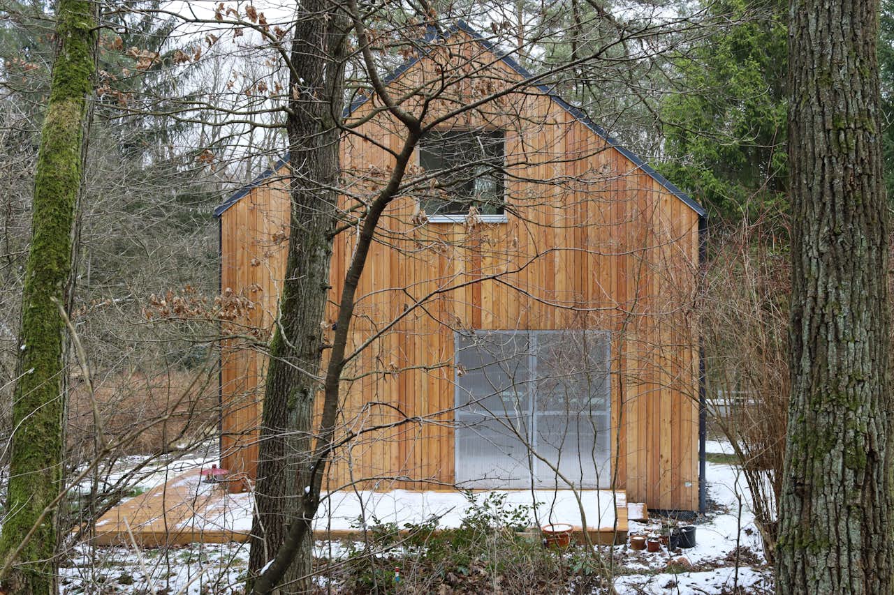 Photo 12 of 15 in A Cute Cabin Serves Up the Simple Life for a Couple ...