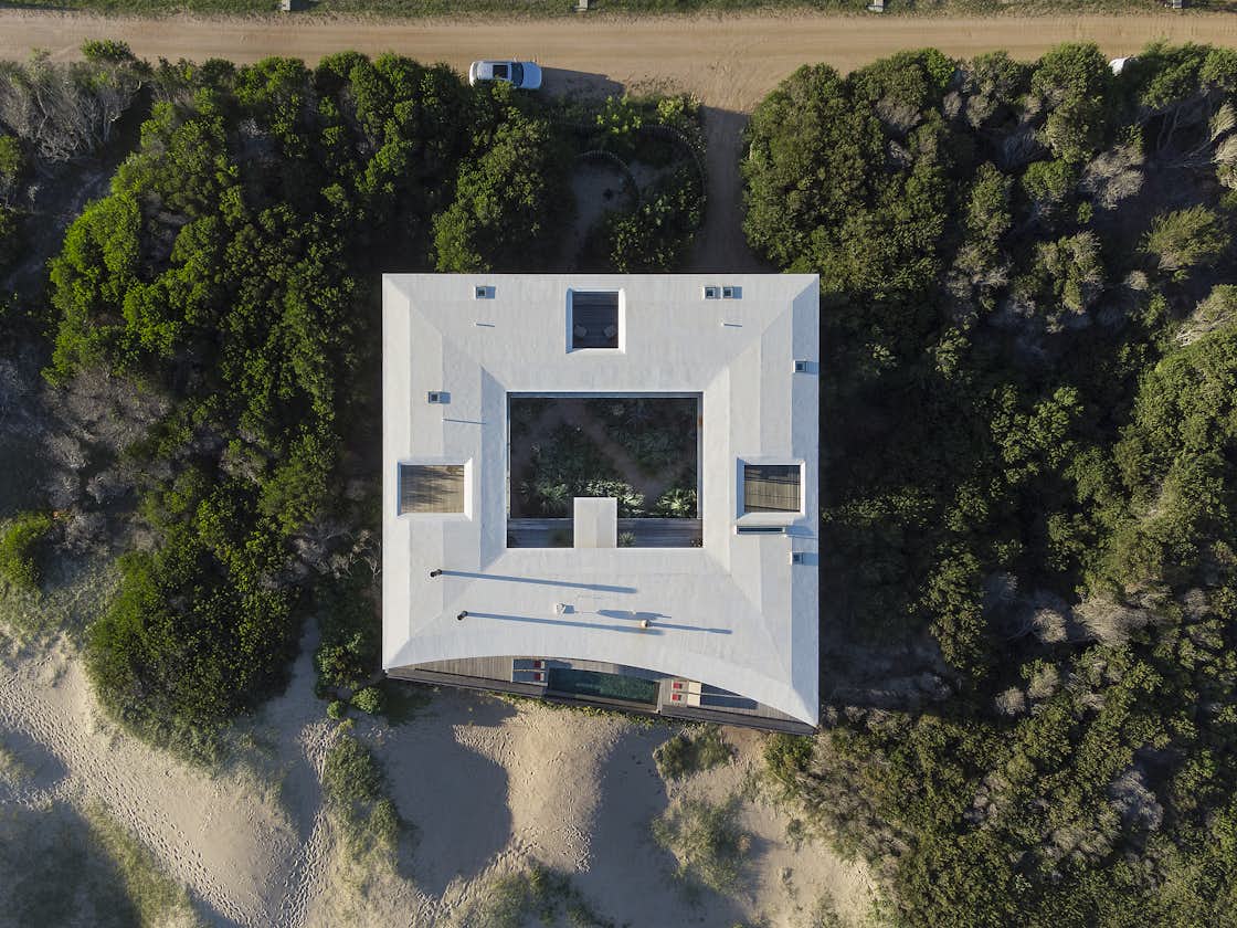 Photo 4 of 19 in This Airy Home on Stilts Is One South American Family’s Beach Retreat for All ...