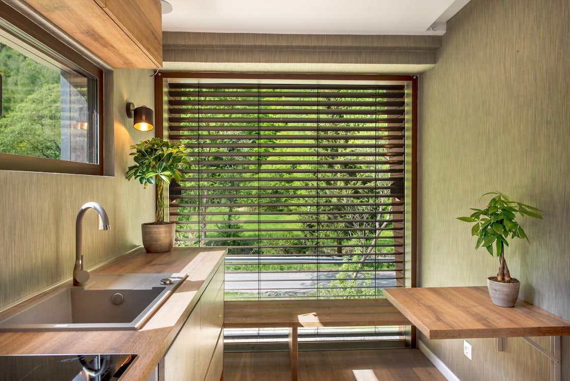 This Luxe Tiny Home Maximizes Its Footprint With a Double-Decker Plan ...