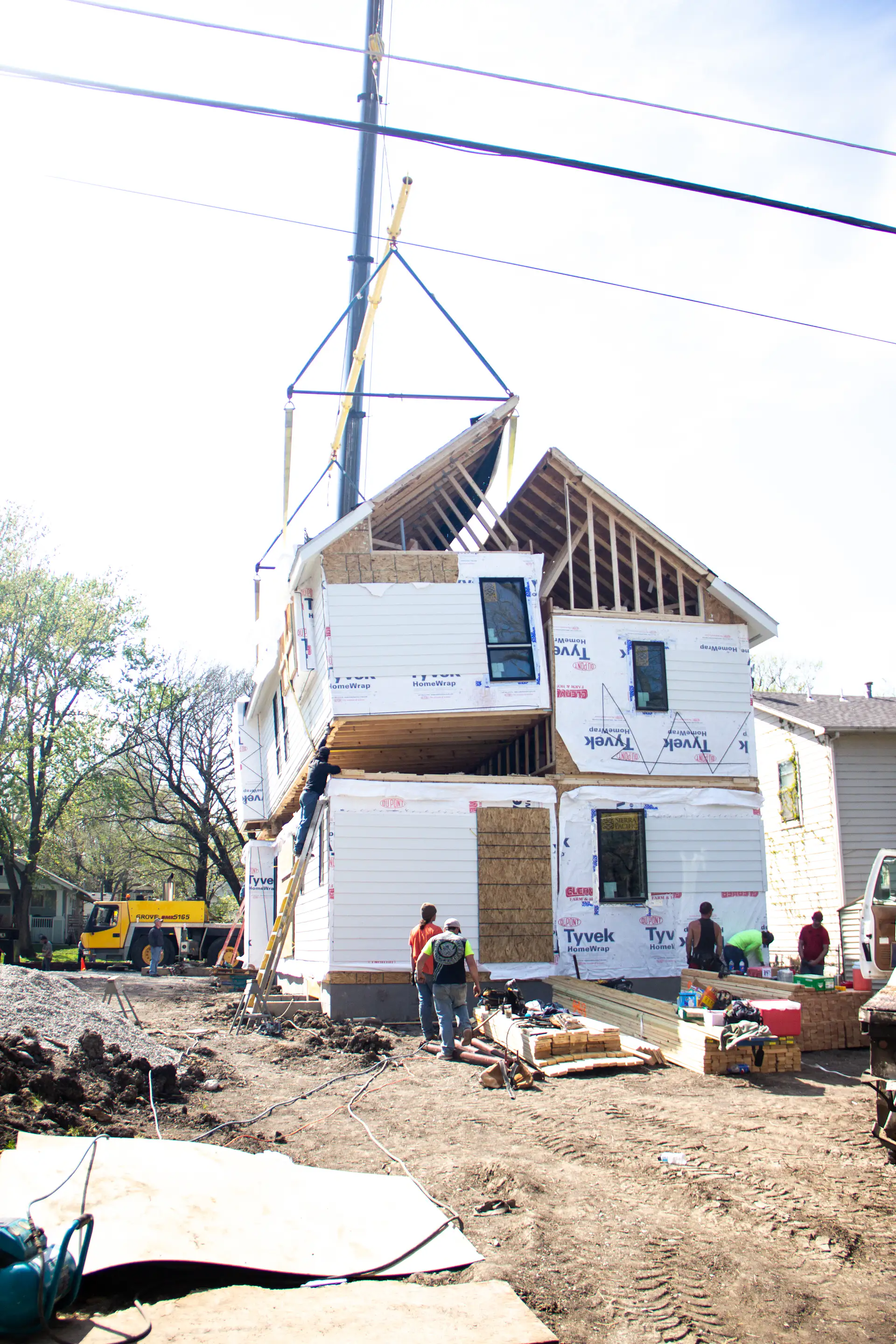 Modular Modern Farmhouse (14 Photos) - Dwell