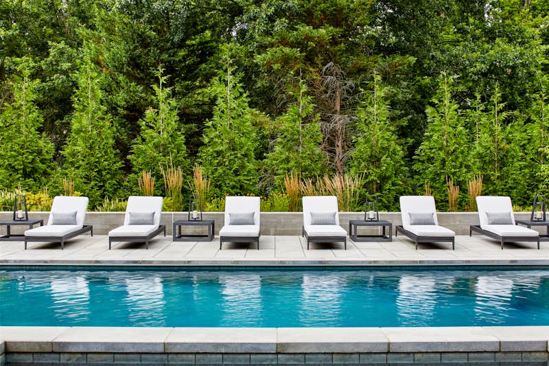 Franklin Park Pool House (10 Photos) - Dwell