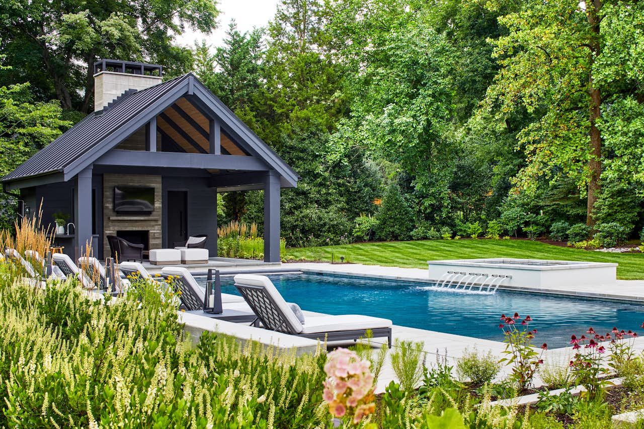 Franklin Park Pool House (10 Photos) - Dwell