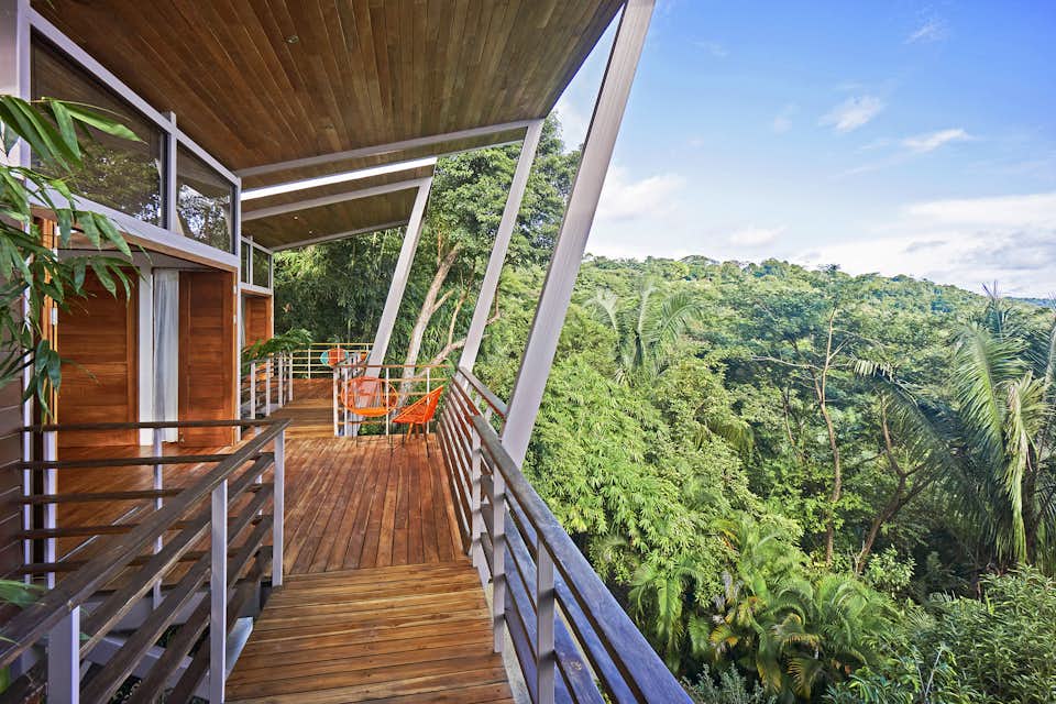 Casa Flotanta - The Floating house (21 Photos) - Dwell