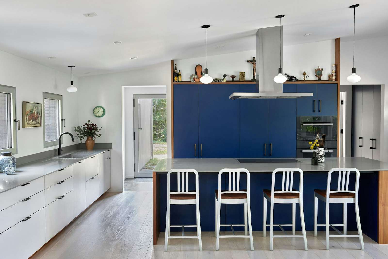 Photo 4 of 8 in Germantown Artist Compound by Studio Fōr - Dwell