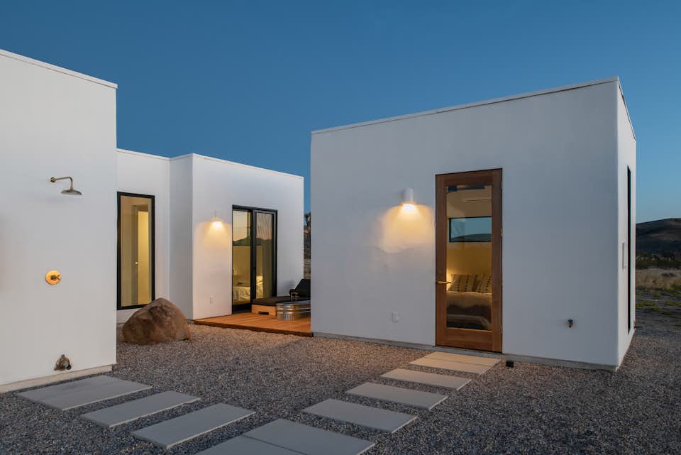 Joshua Tree Desert Minimal New Build (24 Photos) - Dwell